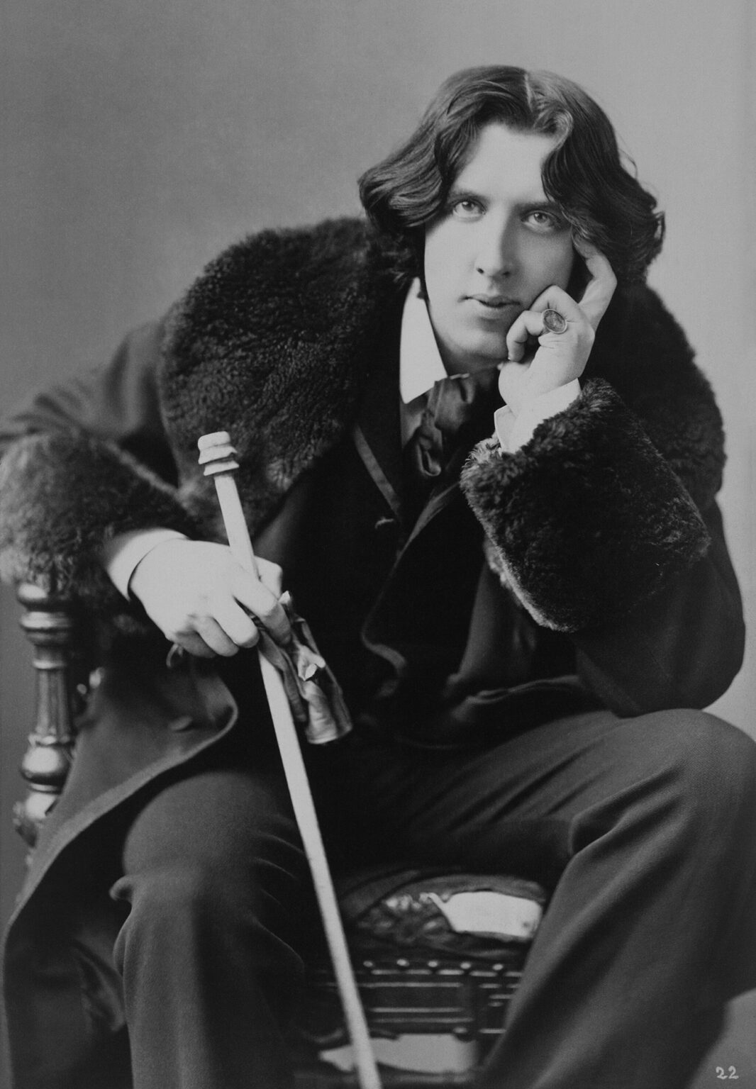 Oscar Wilde Goes Wild from the Afterlife - Weird Historian